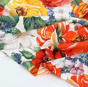 Italian Fabric 2020/ Fashion Week Cotton Poplin Flowers Print Beautiful ...