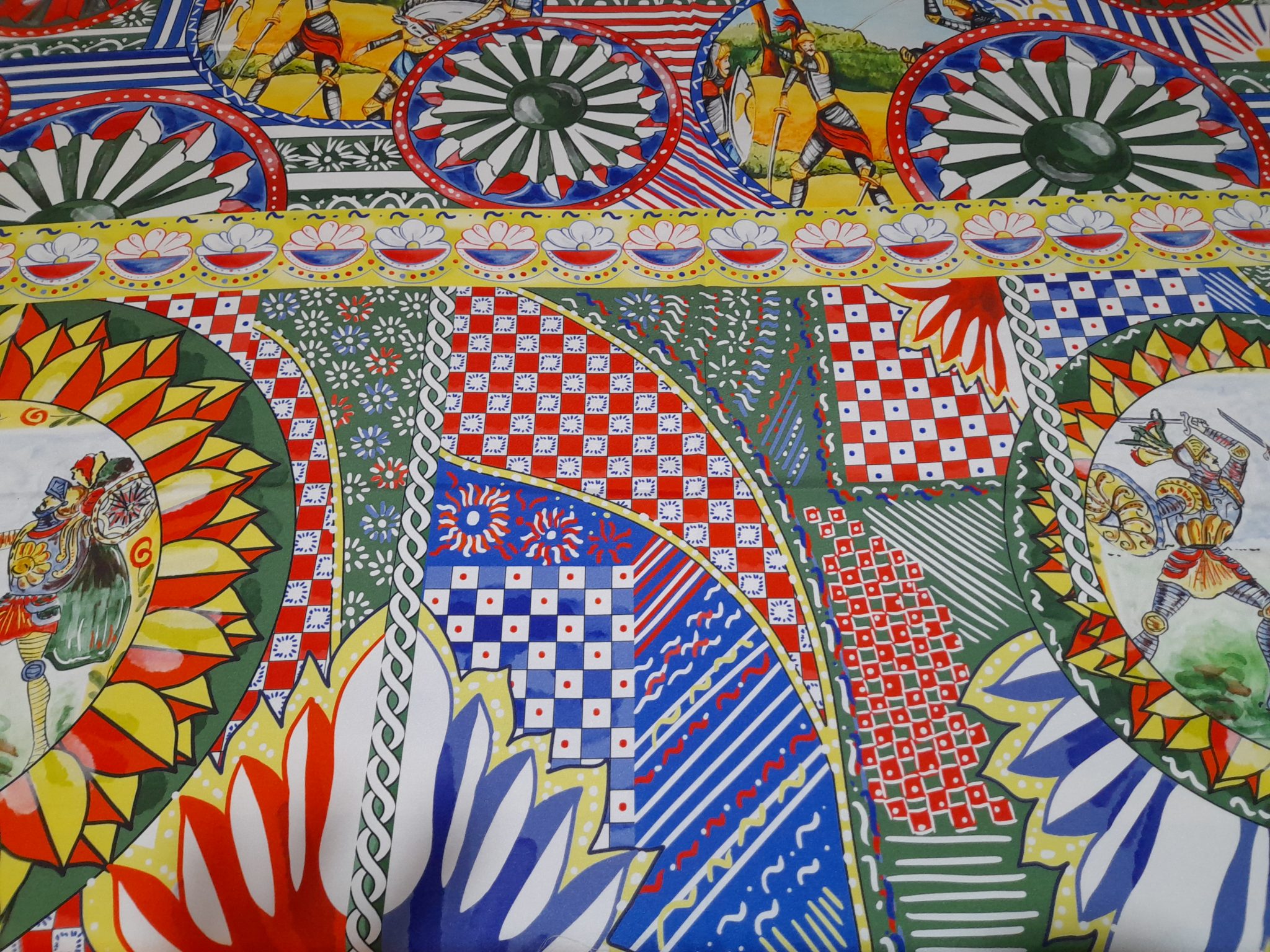 Exclusive Italian Designer Collection Majolica Pattern Design Based ...